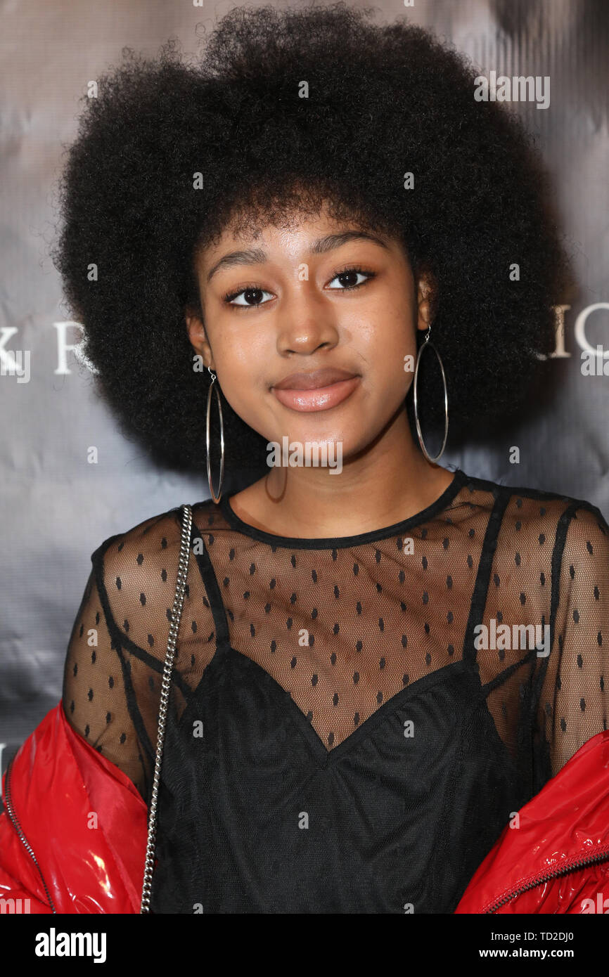 Tami Roman's Spring Shoe Release Party at Jessica Rich Collection in ...