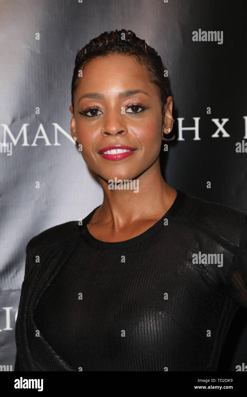 Tami Roman's Spring Shoe Release Party at Jessica Rich Collection in ...