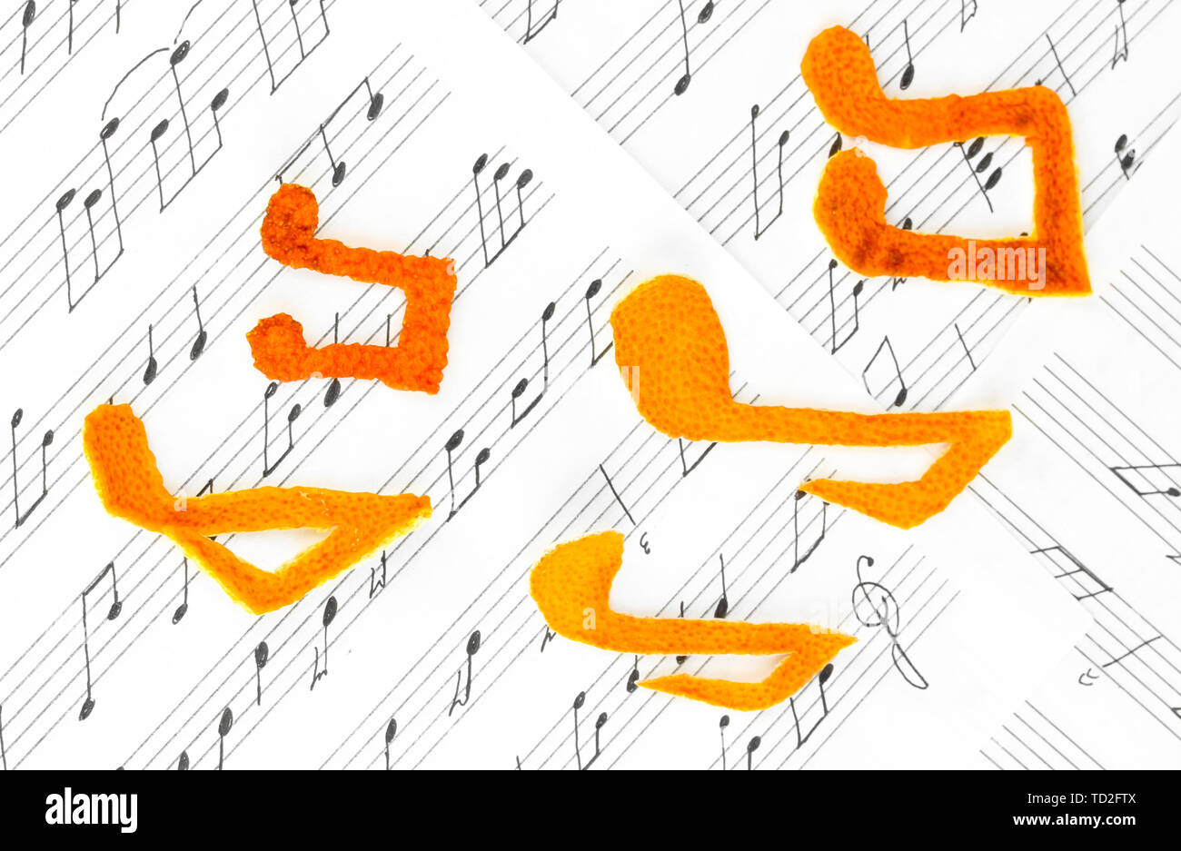 Decorative musical notes from dry orange peel Stock Photo - Alamy
