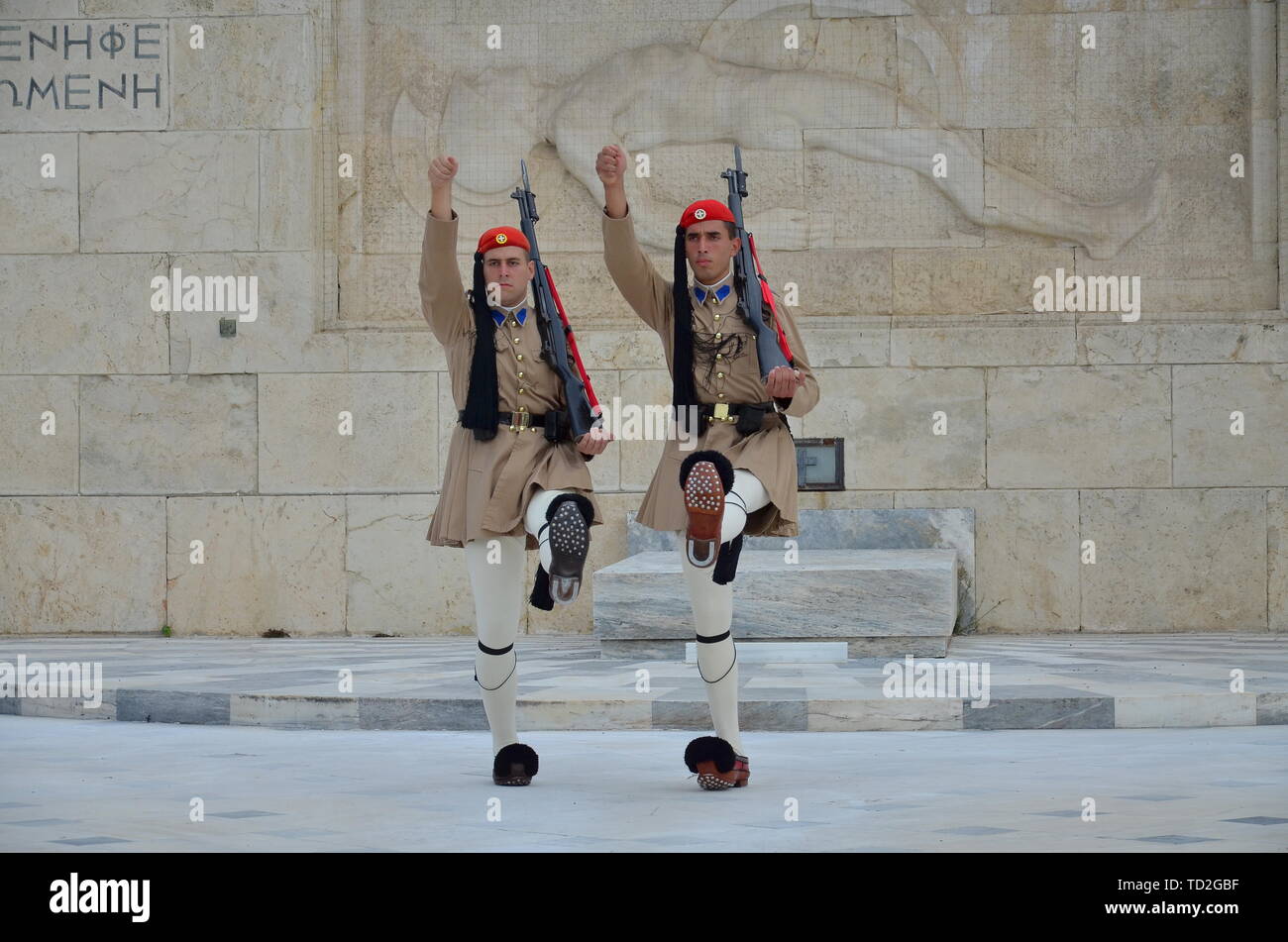 Constitution guards hi-res stock photography and images - Alamy