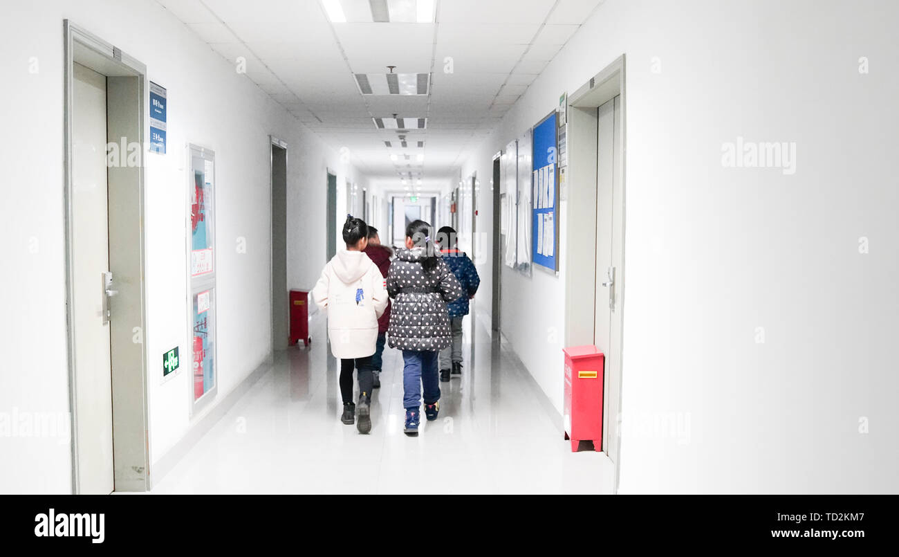 Go to class Stock Photo - Alamy