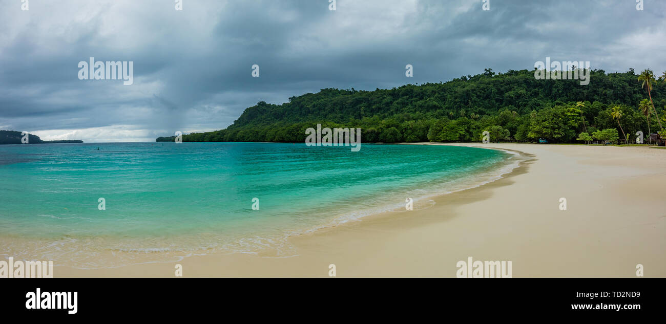 Famous Champagne Beach, Vanuatu, Espiritu Santo island, near Luganville ...