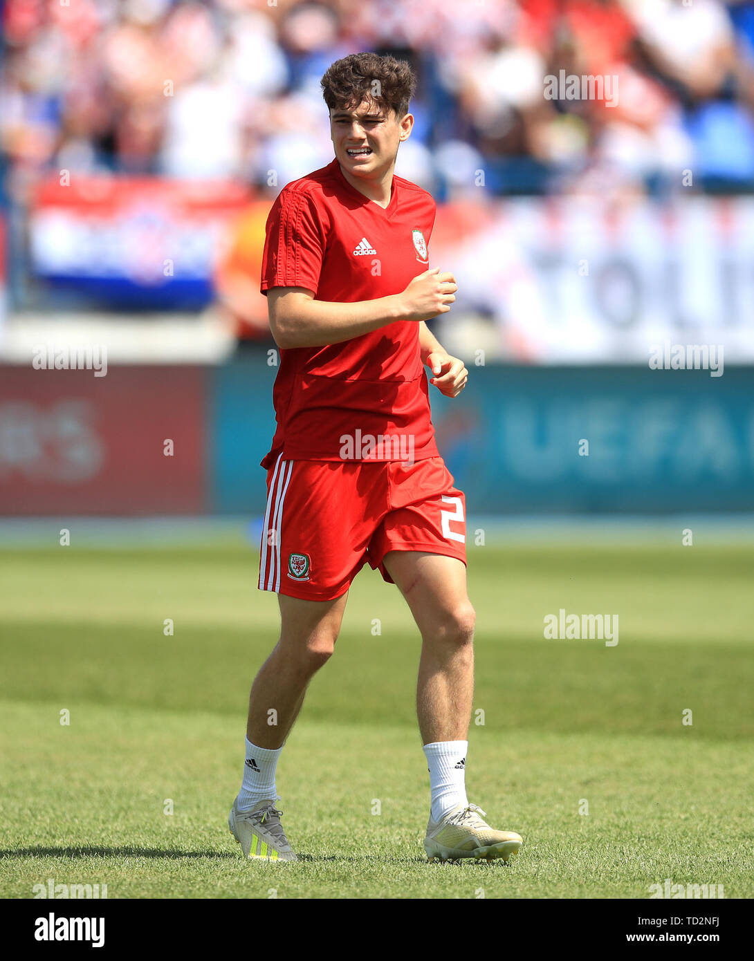 Croatia wales uefa hi-res stock photography and images - Alamy