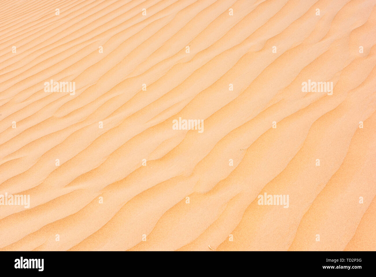 Empty dry desert plane High Resolution Stock Photography and Images - Alamy