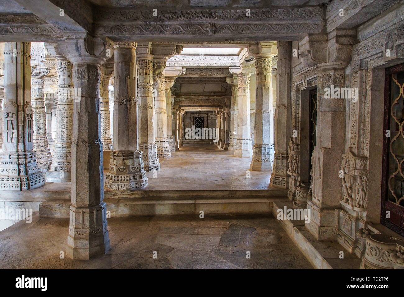 Chaumukha Mandir Jain Temple in Ranakpur, Rajasthan, North India Stock ...