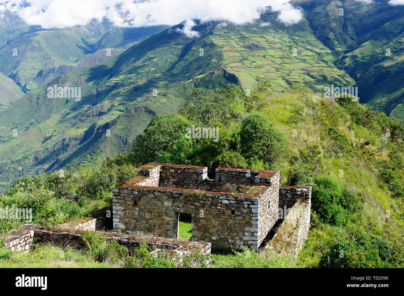 South America - Choquequirao lost ruins (mini - Machu Picchu), remote ...