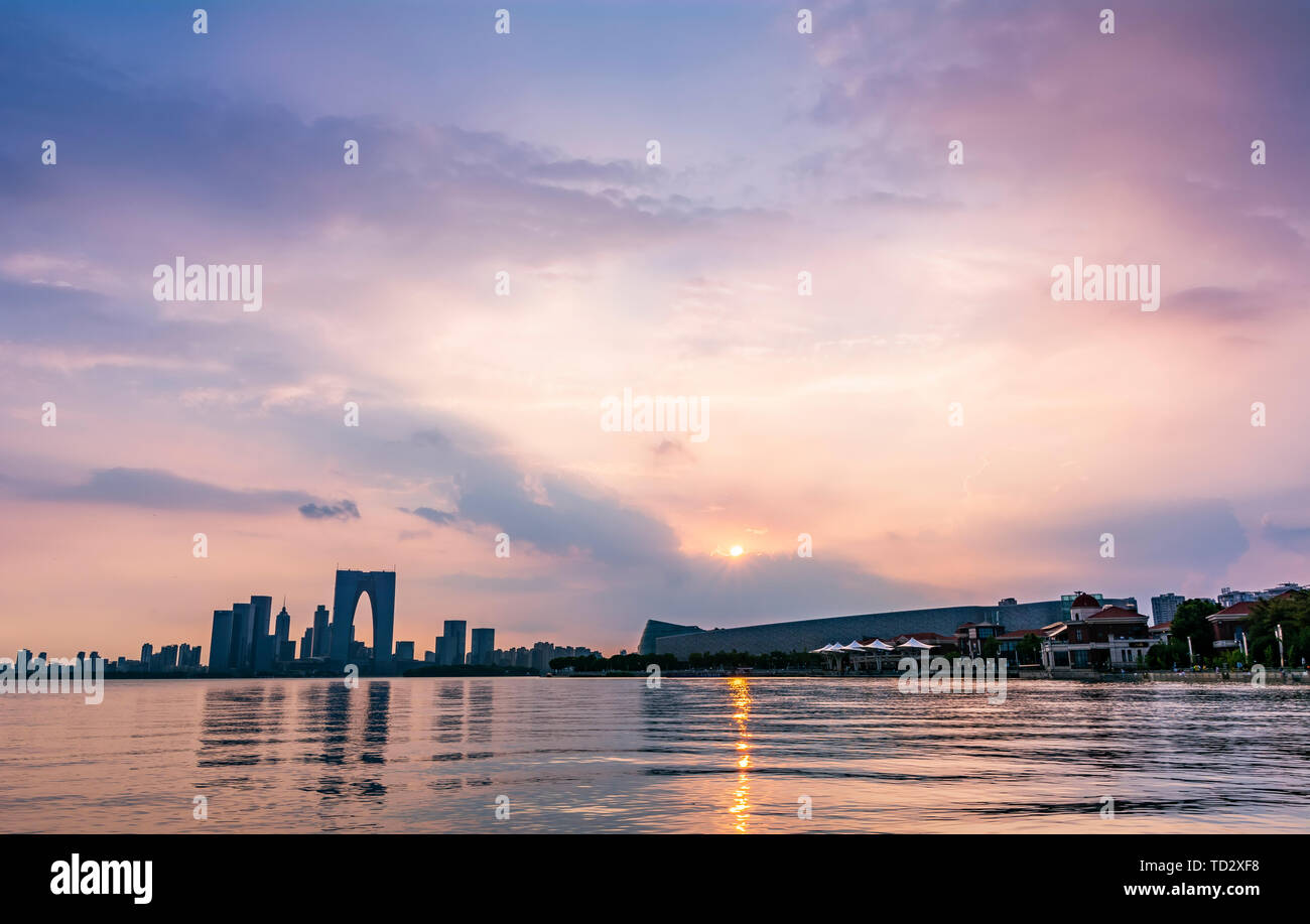 Jinji Lake Scenic Area, Suzhou Stock Photo - Alamy