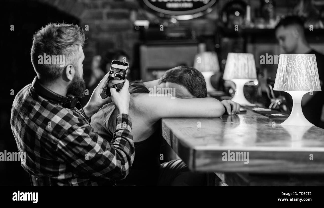 Drunk Men High Resolution Stock Photography and Images - Alamy