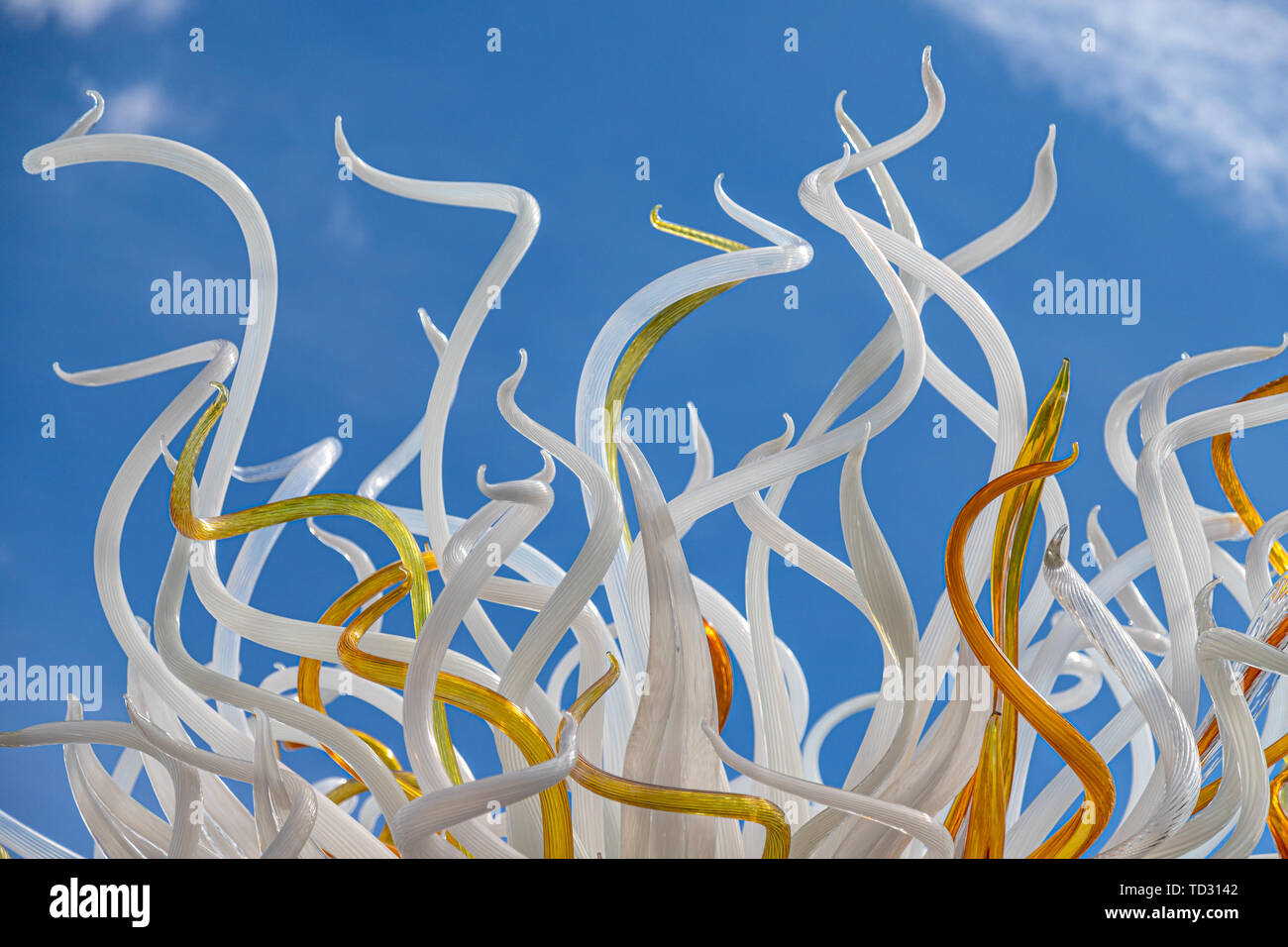 Opal and Amber Towers by Dale Chihuly, part of a glass sculpture ...