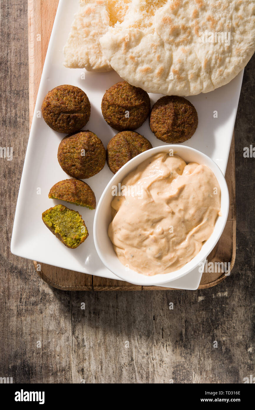 Veggie falafel hi-res stock photography and images - Alamy