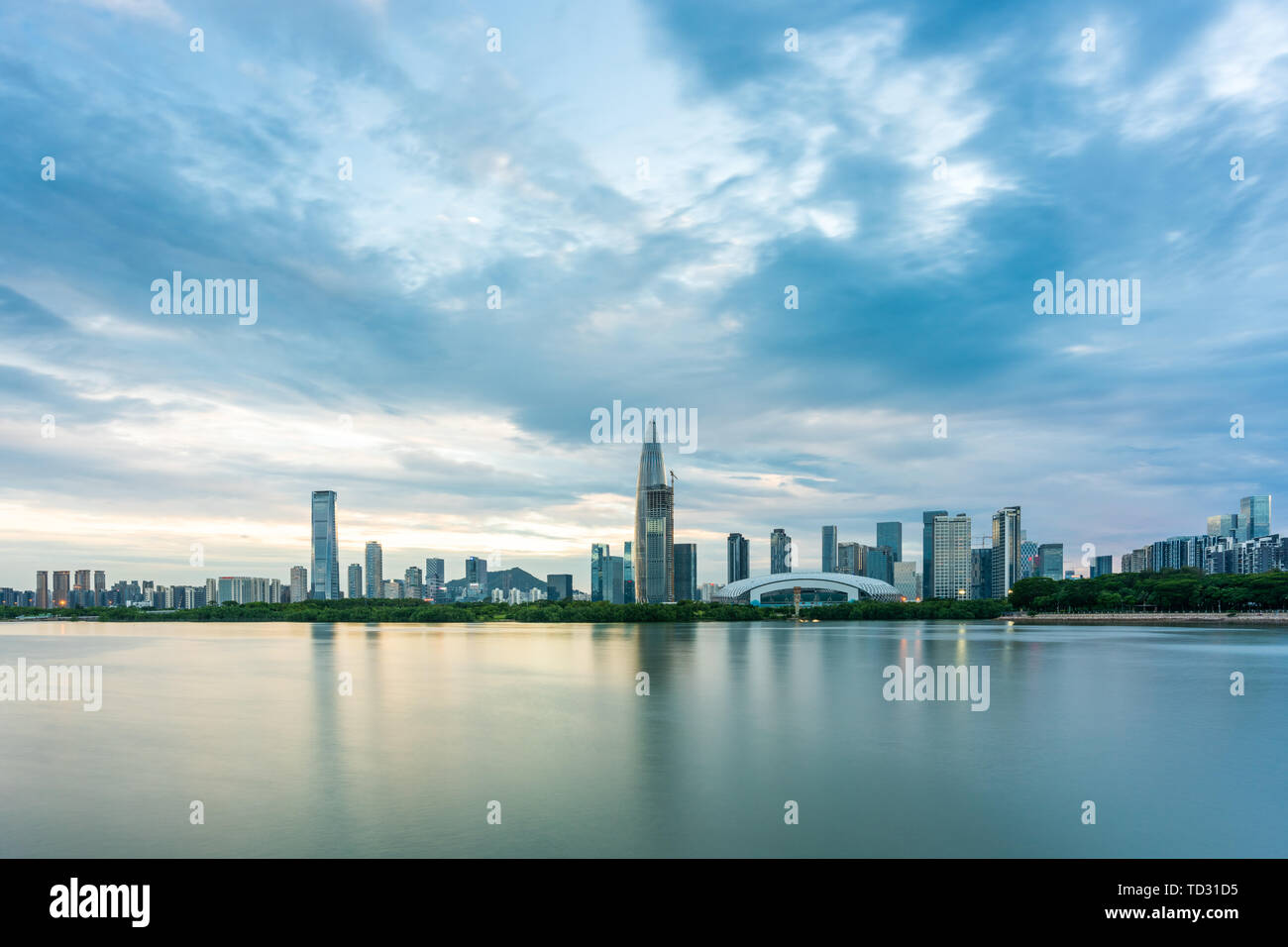 Architecture and skyline in Shenzhen Bay Stock Photo - Alamy