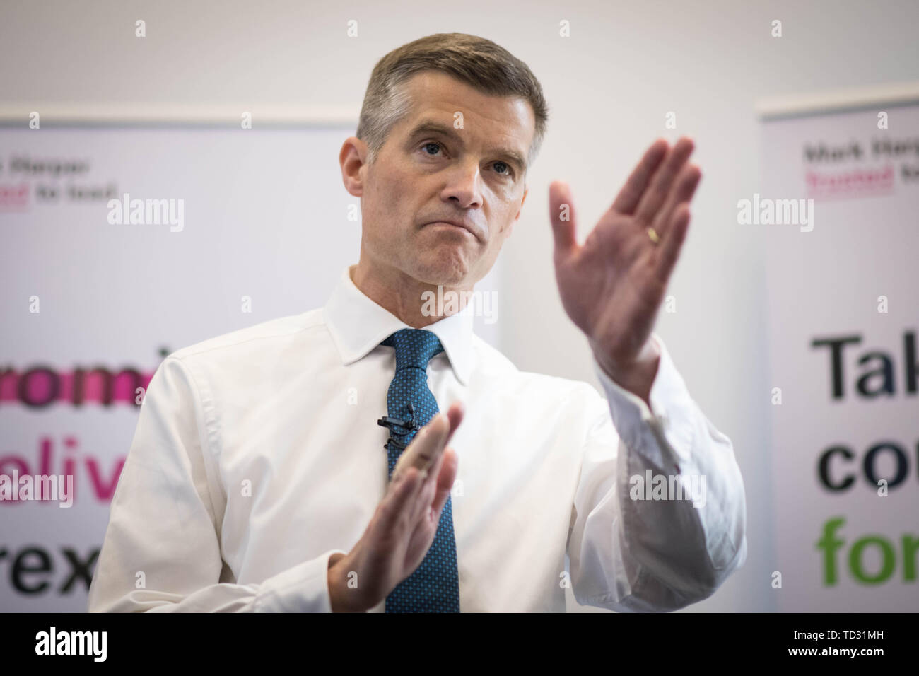 Mark harper launches hi-res stock photography and images - Alamy