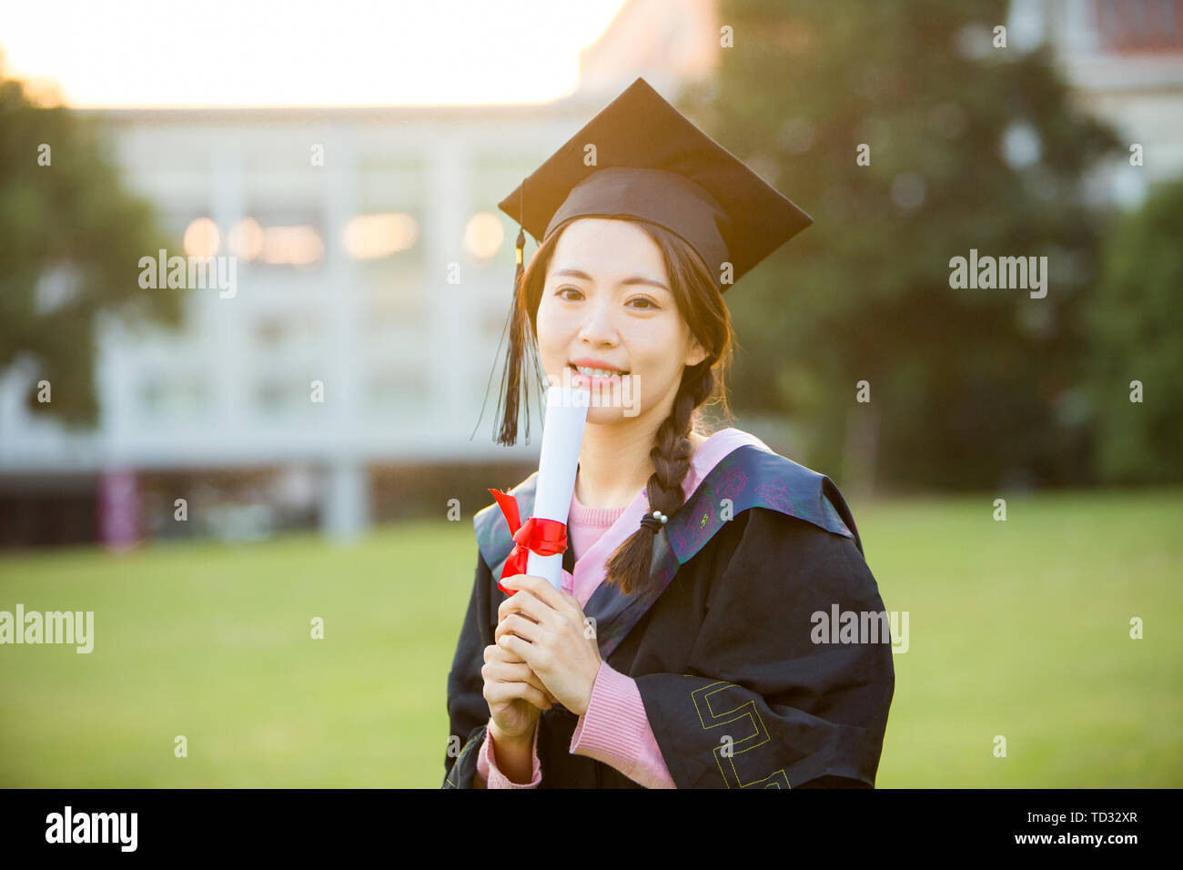China high school graduation hi-res stock photography and images - Alamy