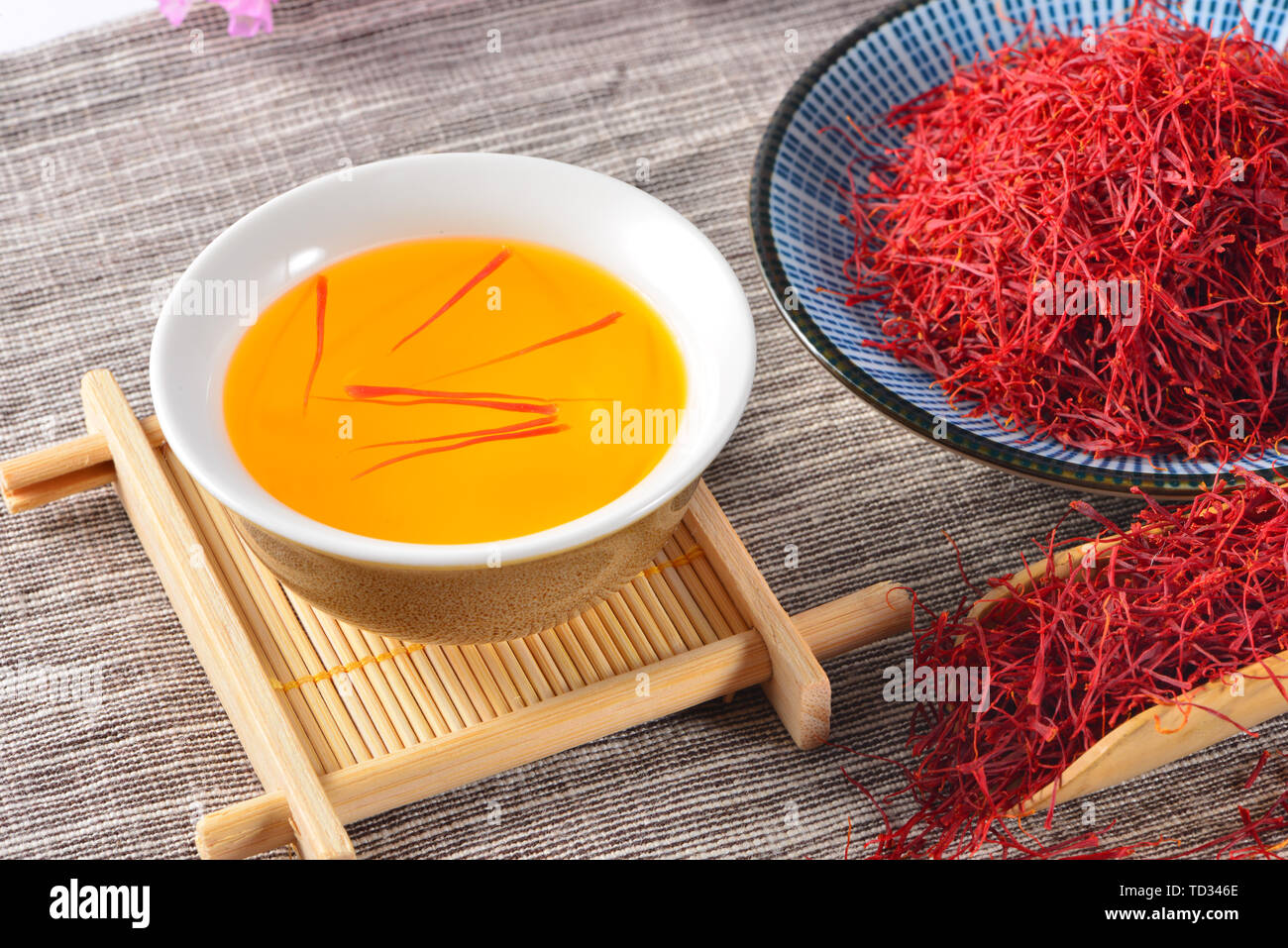 Saffron HD picture Stock Photo - Alamy