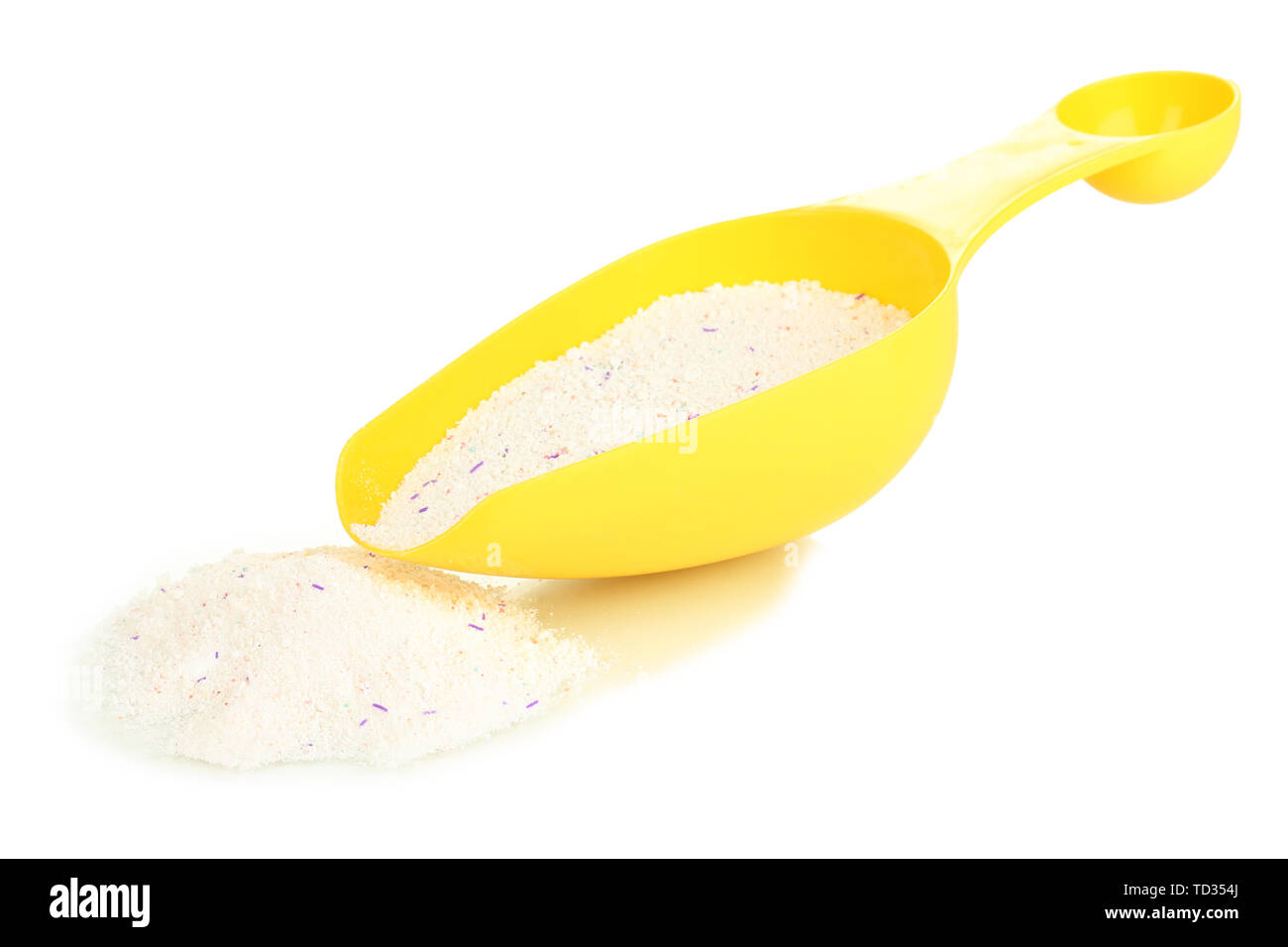 Washing powder in measuring cup isolated on white Stock Photo - Alamy