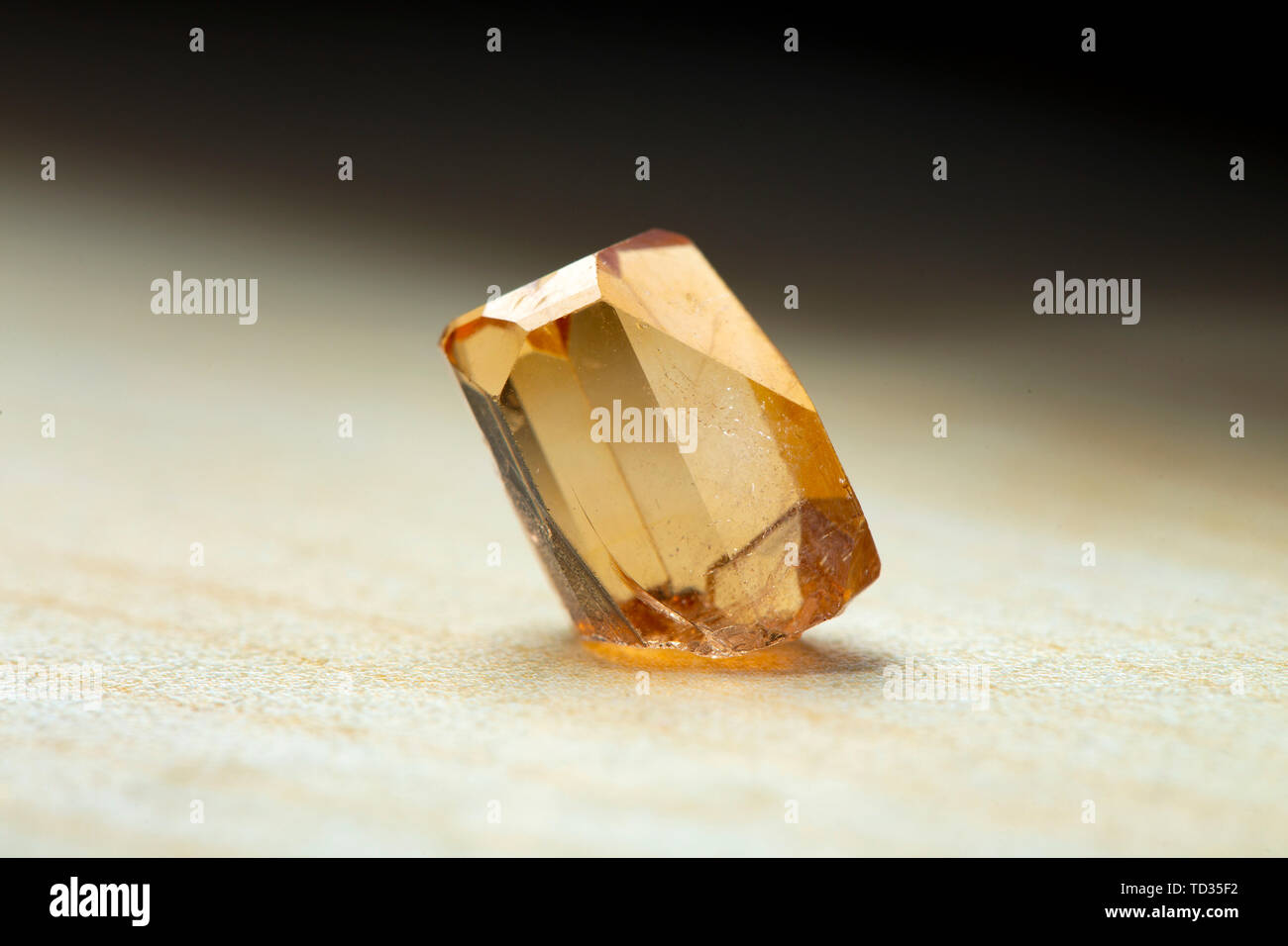 Topaz yellow natural quartz blue gem geological crystals texture ...