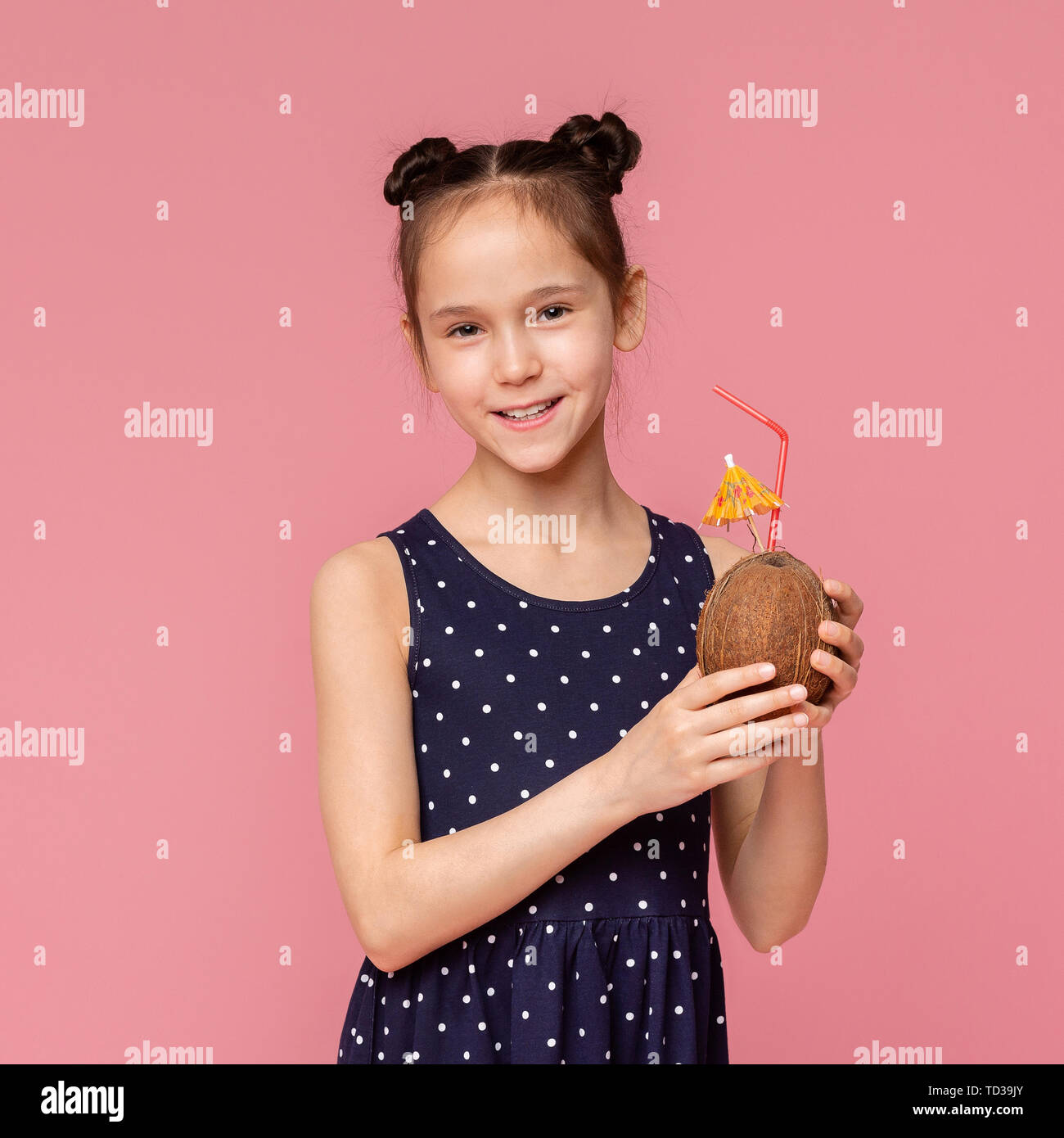 Child drinking coconut water hi-res stock photography and images - Alamy
