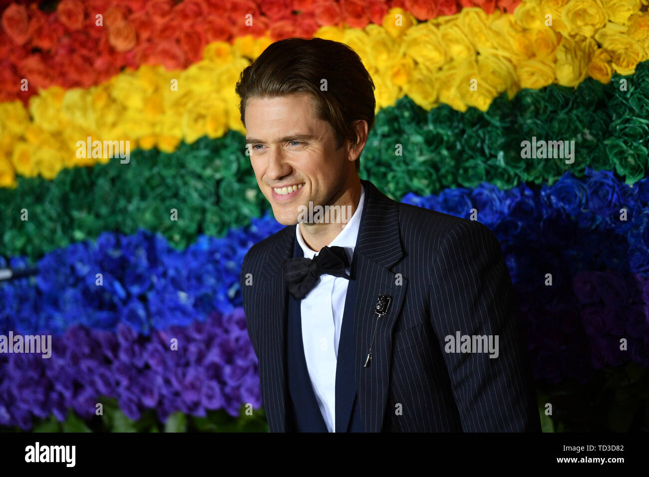 Aaron hall hi-res stock photography and images - Alamy