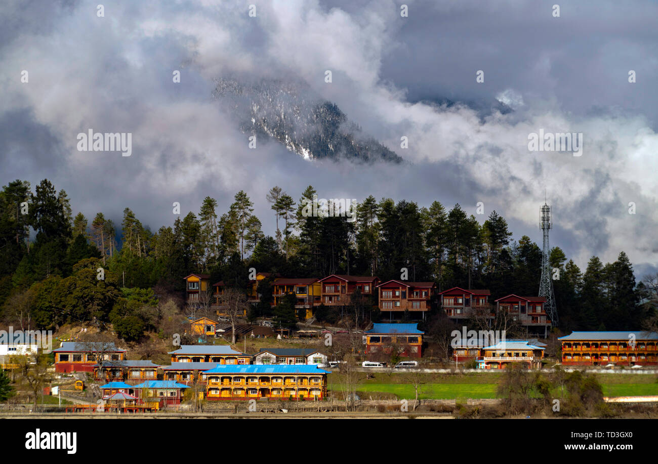 Renqing hi-res stock photography and images - Alamy
