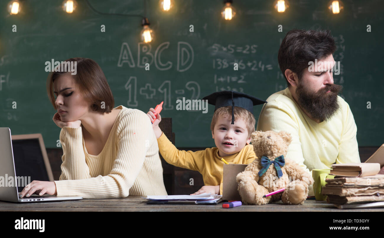 Bakc to school of family. Little child back to school for knowledge ...