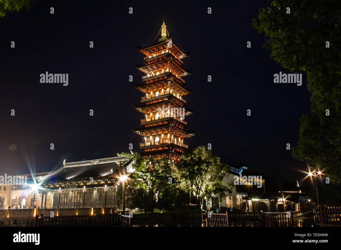 Night view of Wuzhen ancient town Stock Photo - Alamy