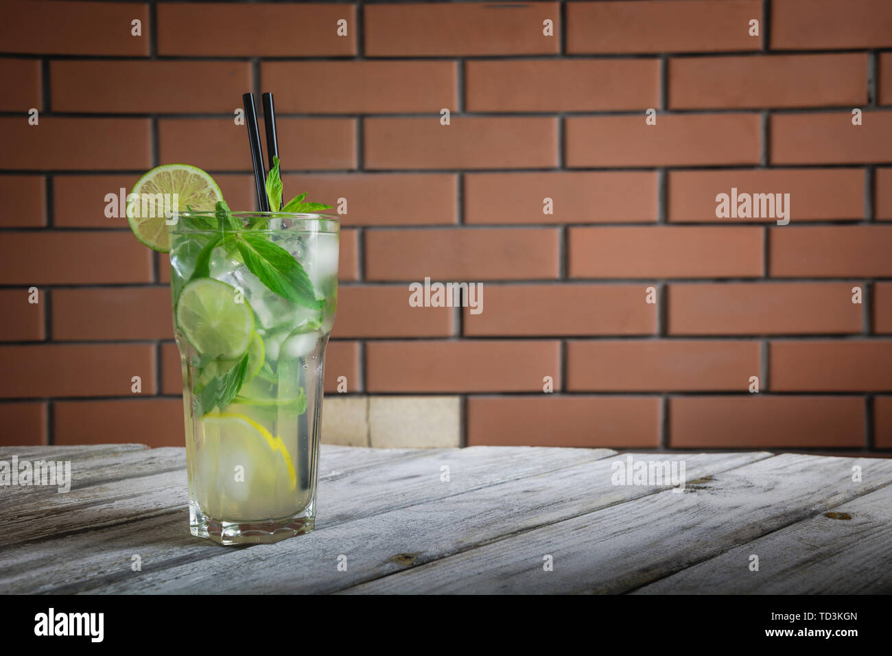Lemonade in highball glass hi-res stock photography and images - Alamy