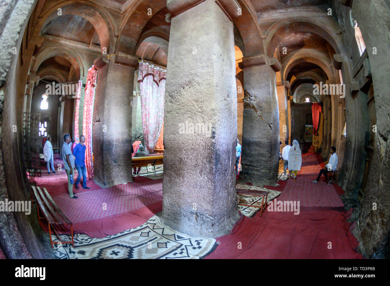 Rock hewn monolithic church of Bet Medhane Alem (Church of the World ...