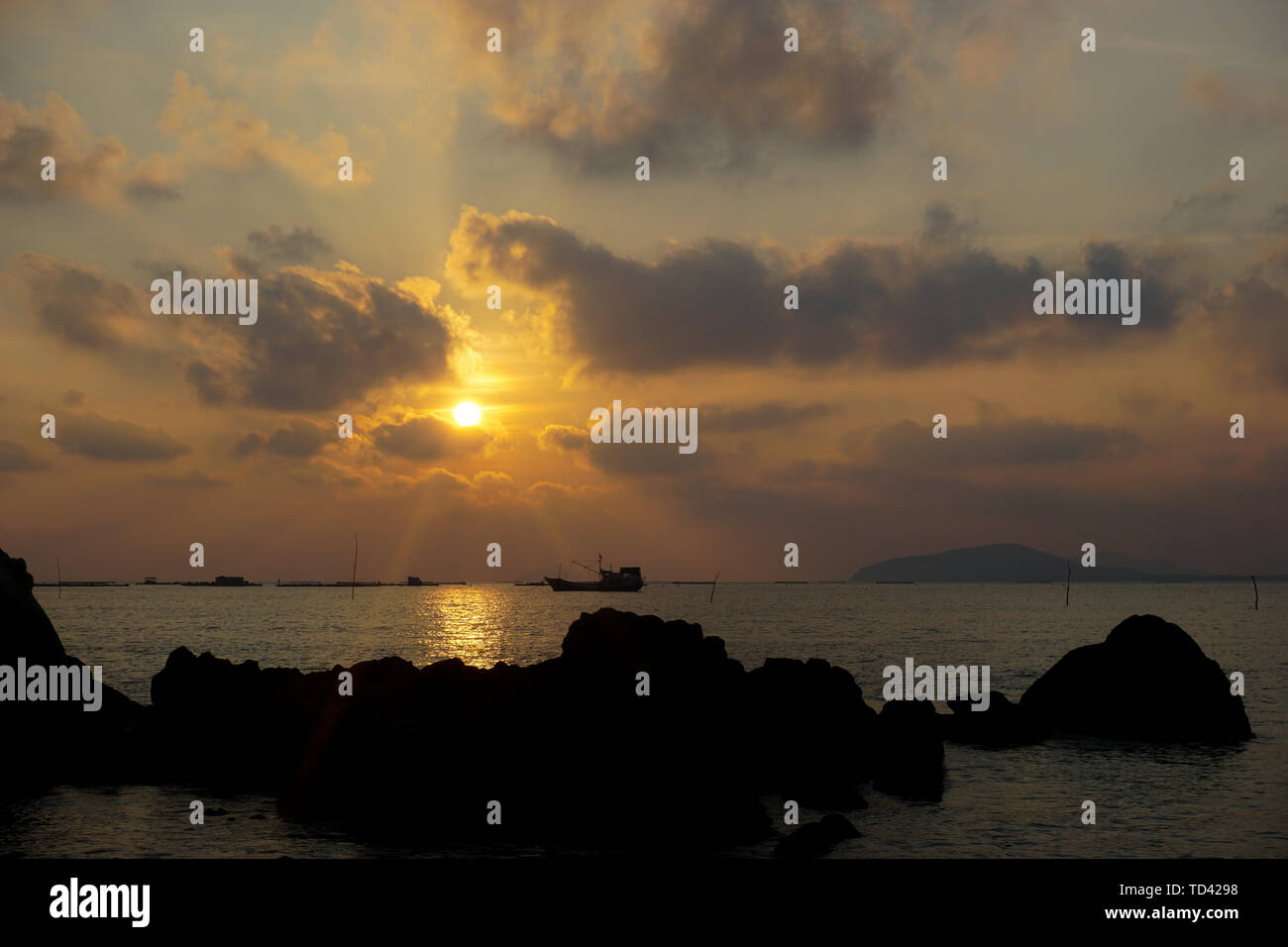 Dashu coast hi-res stock photography and images - Alamy