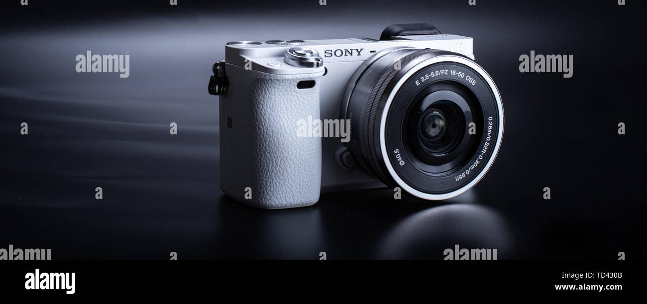 Test shoot hi-res stock photography and images - Alamy