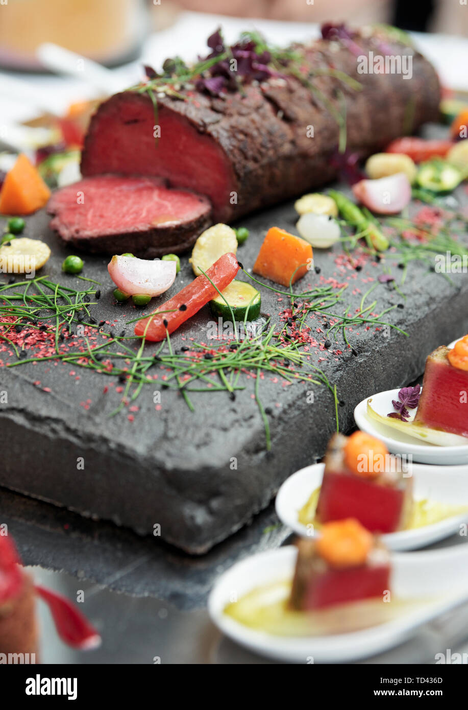 Rare beef hi-res stock photography and images - Alamy