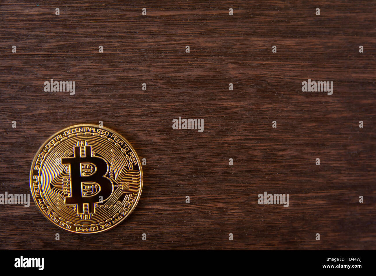Bitcoin gold coin on dark wood background with copy space Stock Photo ...