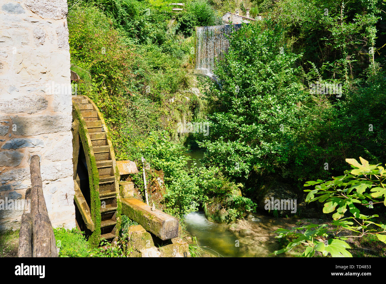 Old water mill hi-res stock photography and images - Alamy