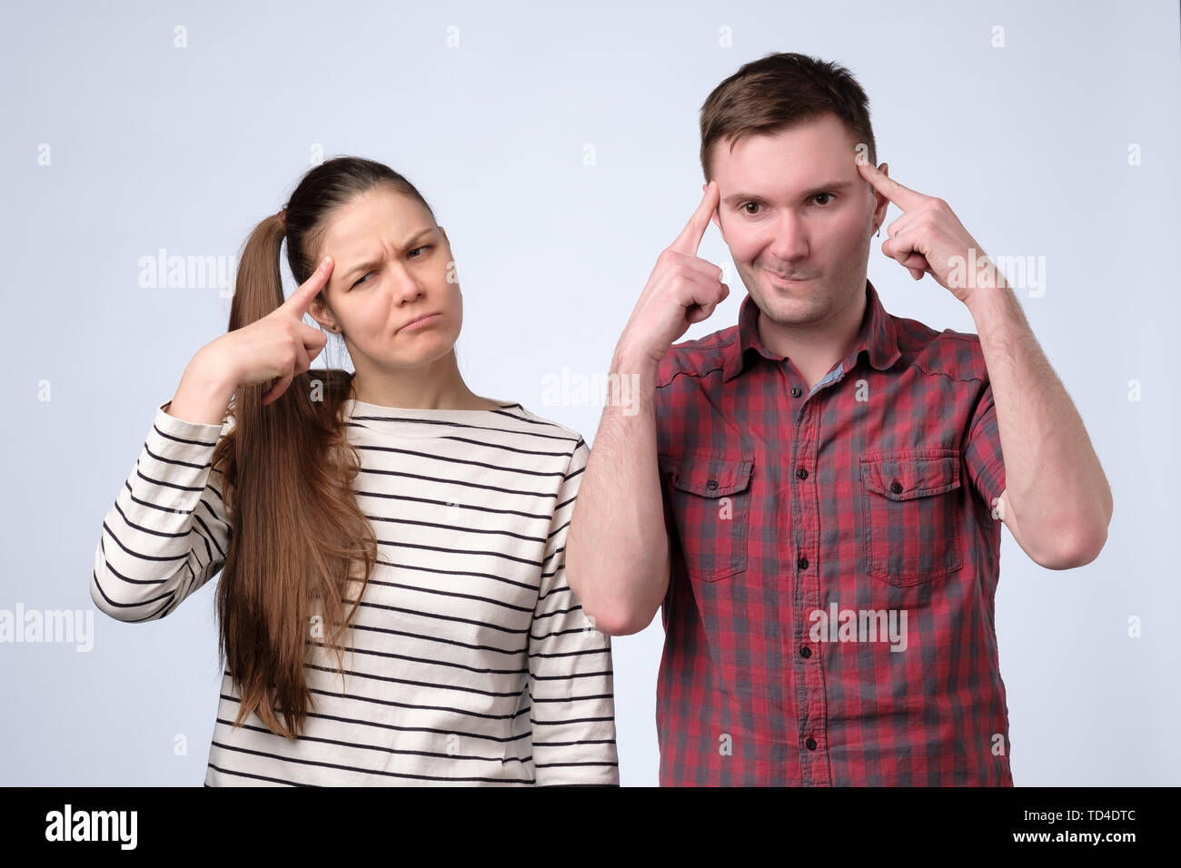 Couple thinking hi-res stock photography and images - Alamy