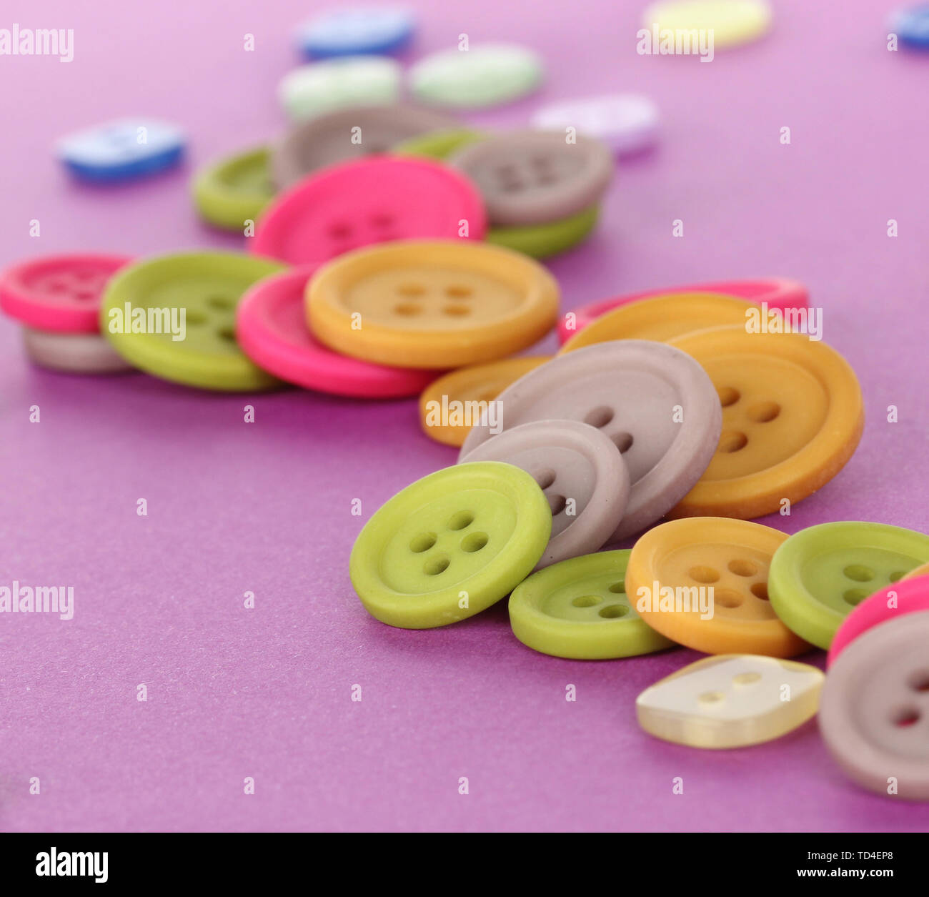 Button placer hi-res stock photography and images - Alamy