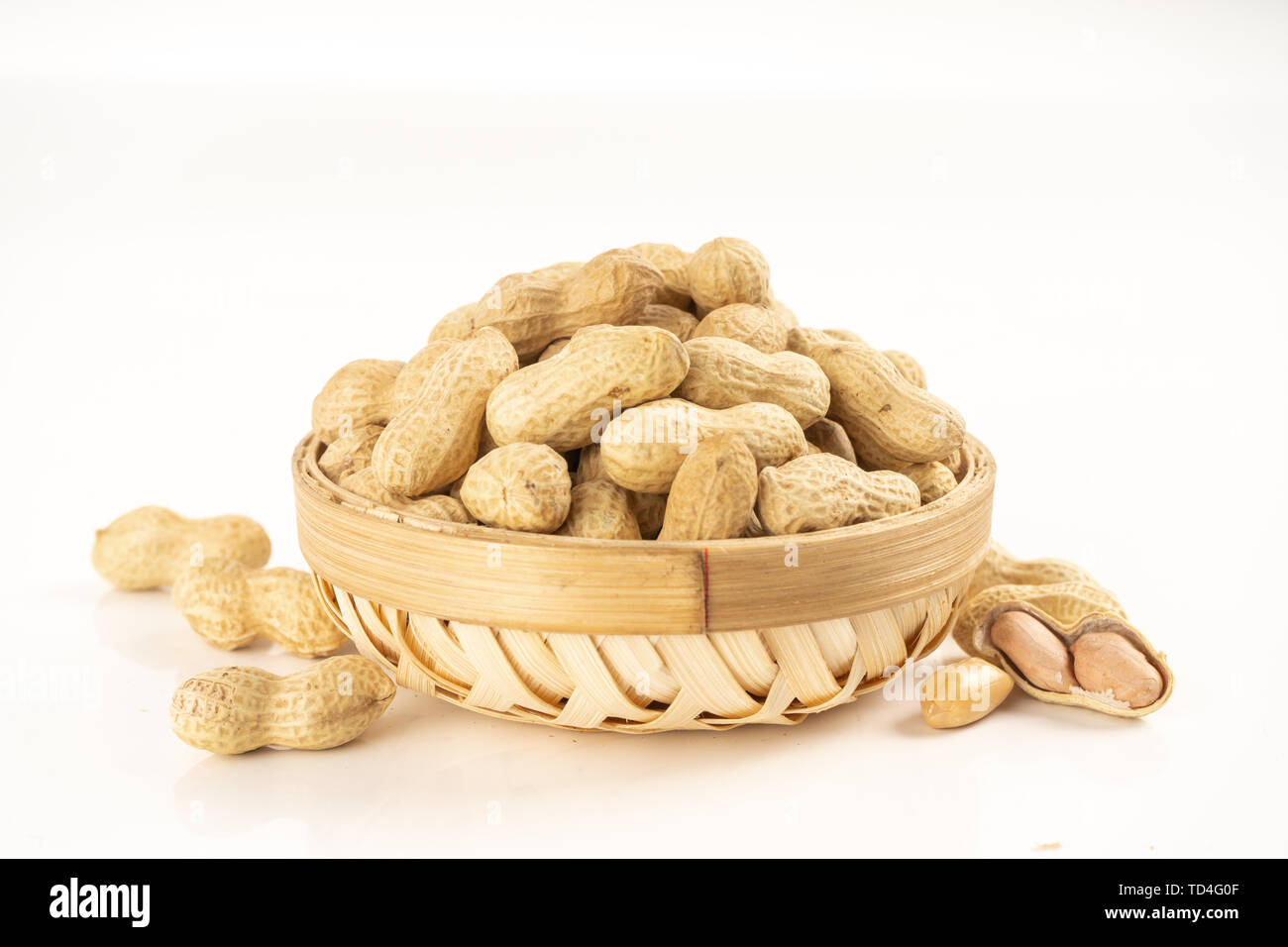 Multi-flavored thin-skinned peanuts Stock Photo - Alamy