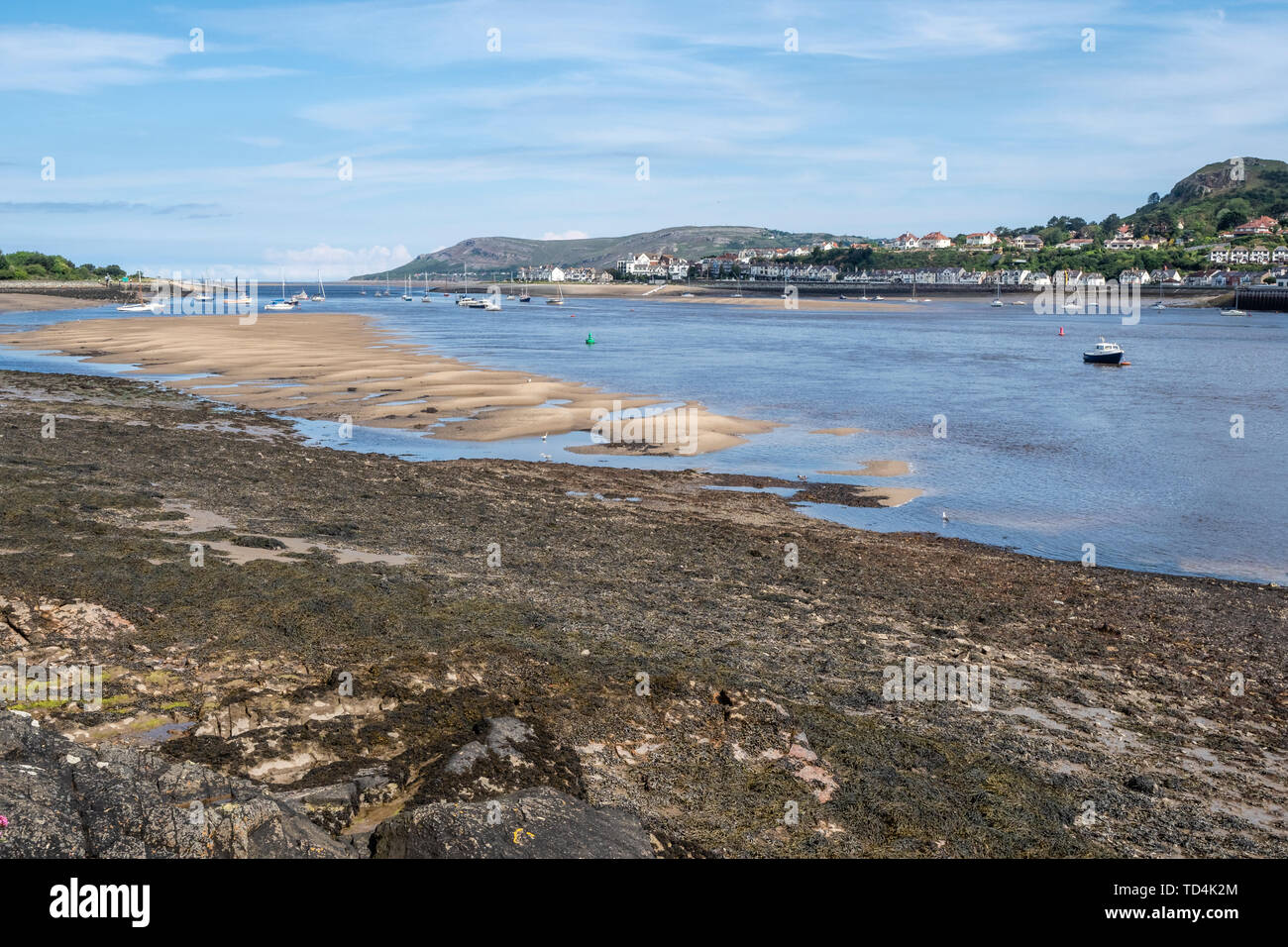 Beach old colwyn colwyn bay north hi-res stock photography and images ...