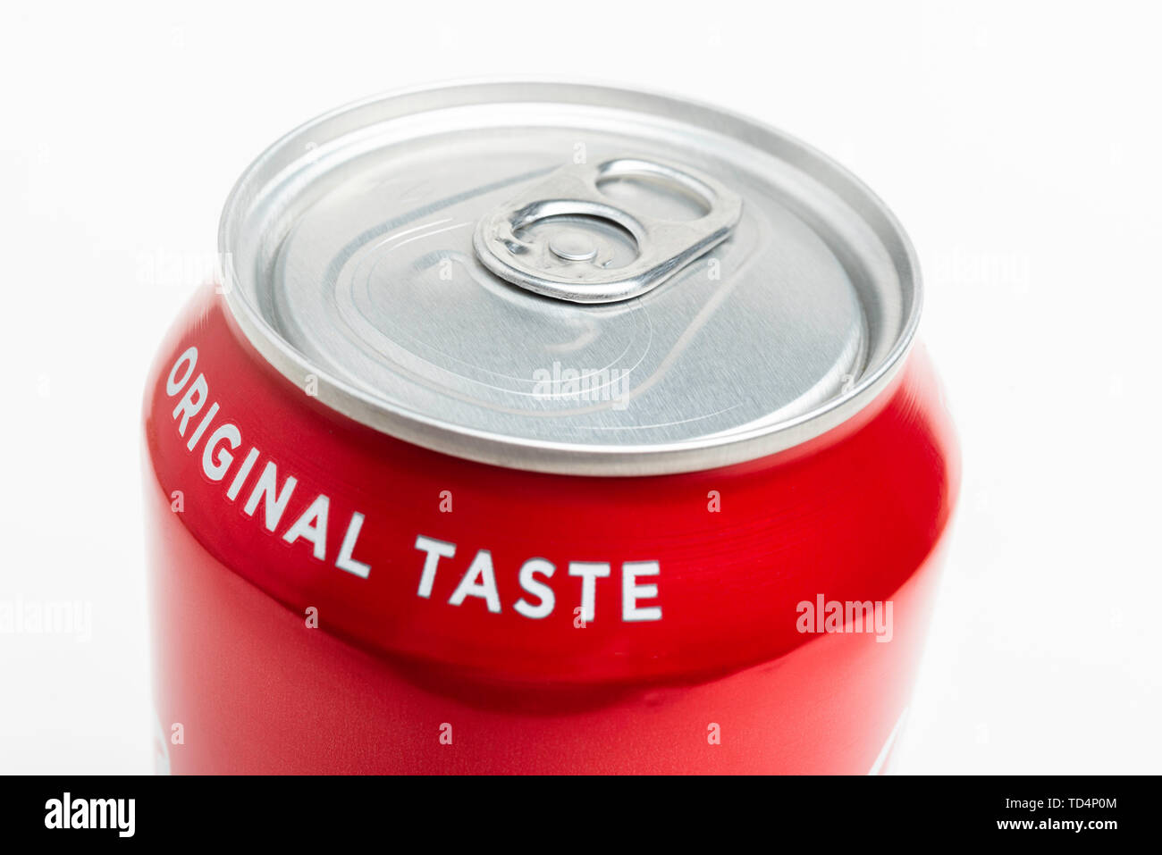 Top of a coca cola can hi-res stock photography and images - Alamy