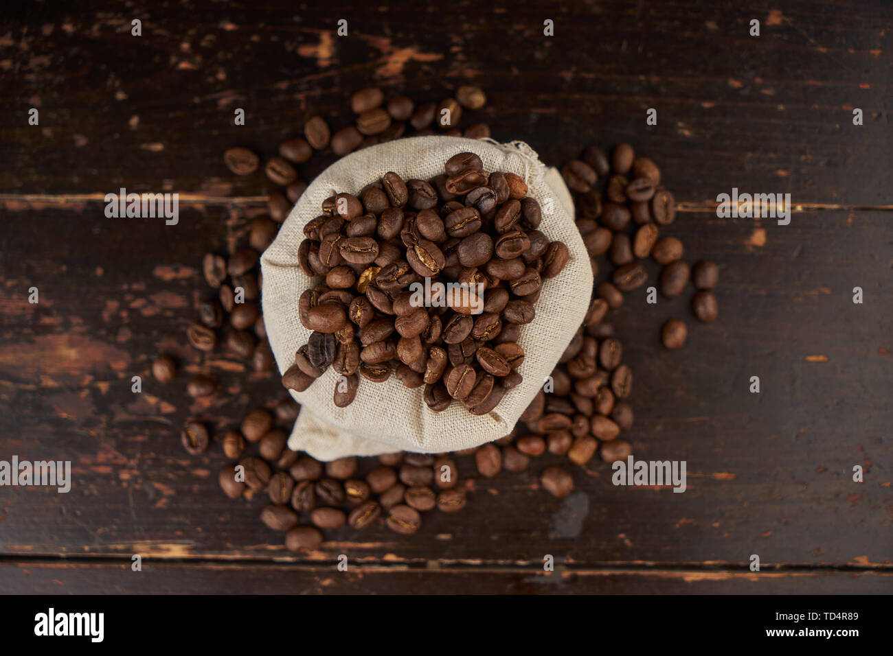Bagged coffee beans Stock Photo - Alamy