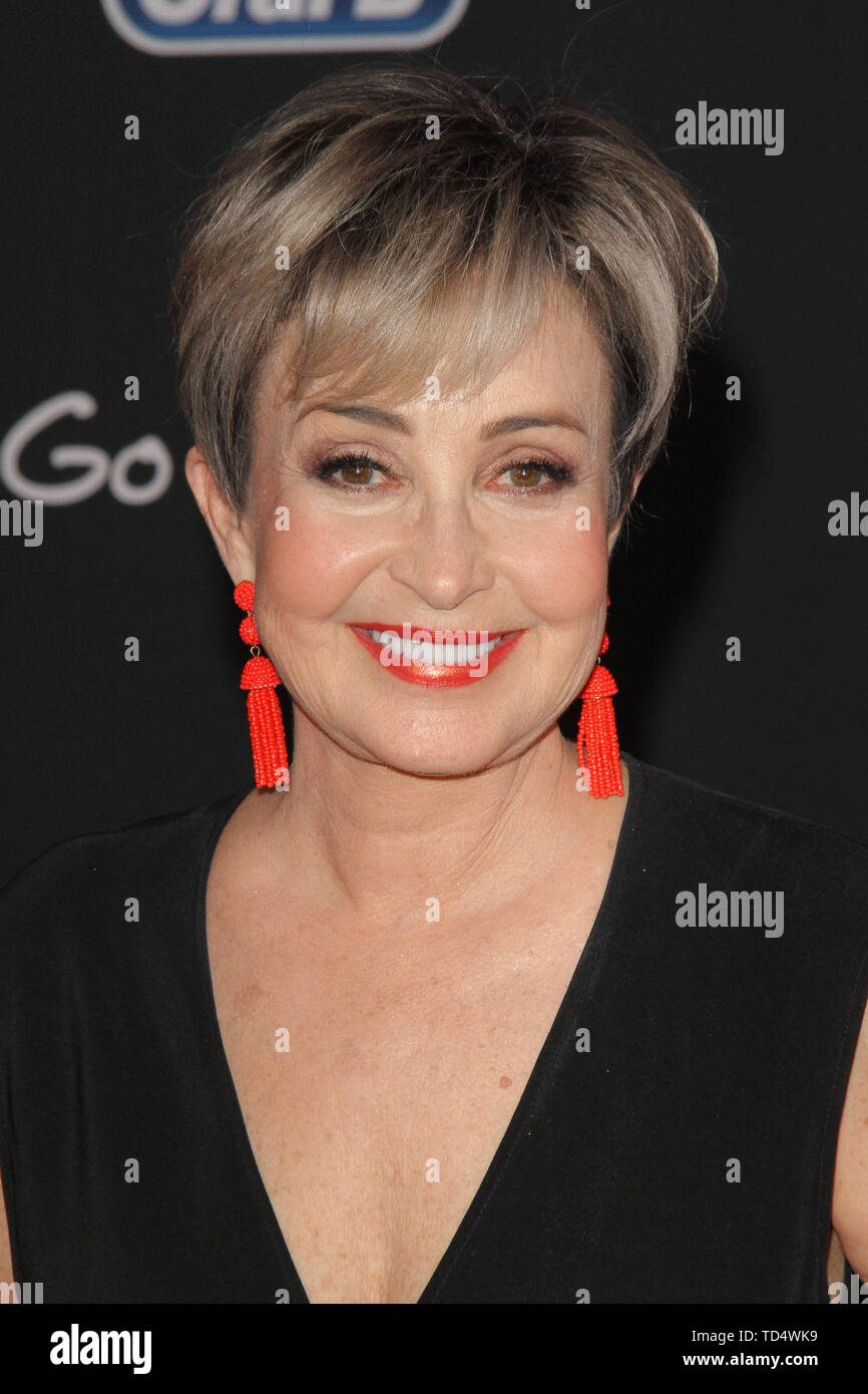 Los Angeles, USA. 11th June, 2019. Annie Potts at Disney/Pixar's "Toy ...