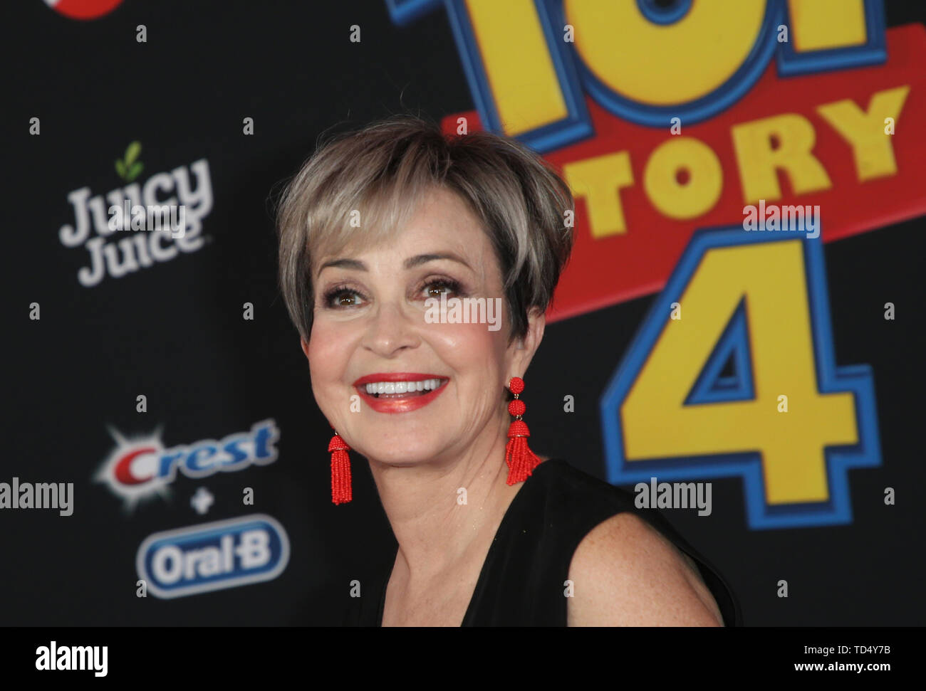 HOLLYWOOD, CA - JUNE 11: Annie Potts, at The Premiere Of Disney And ...