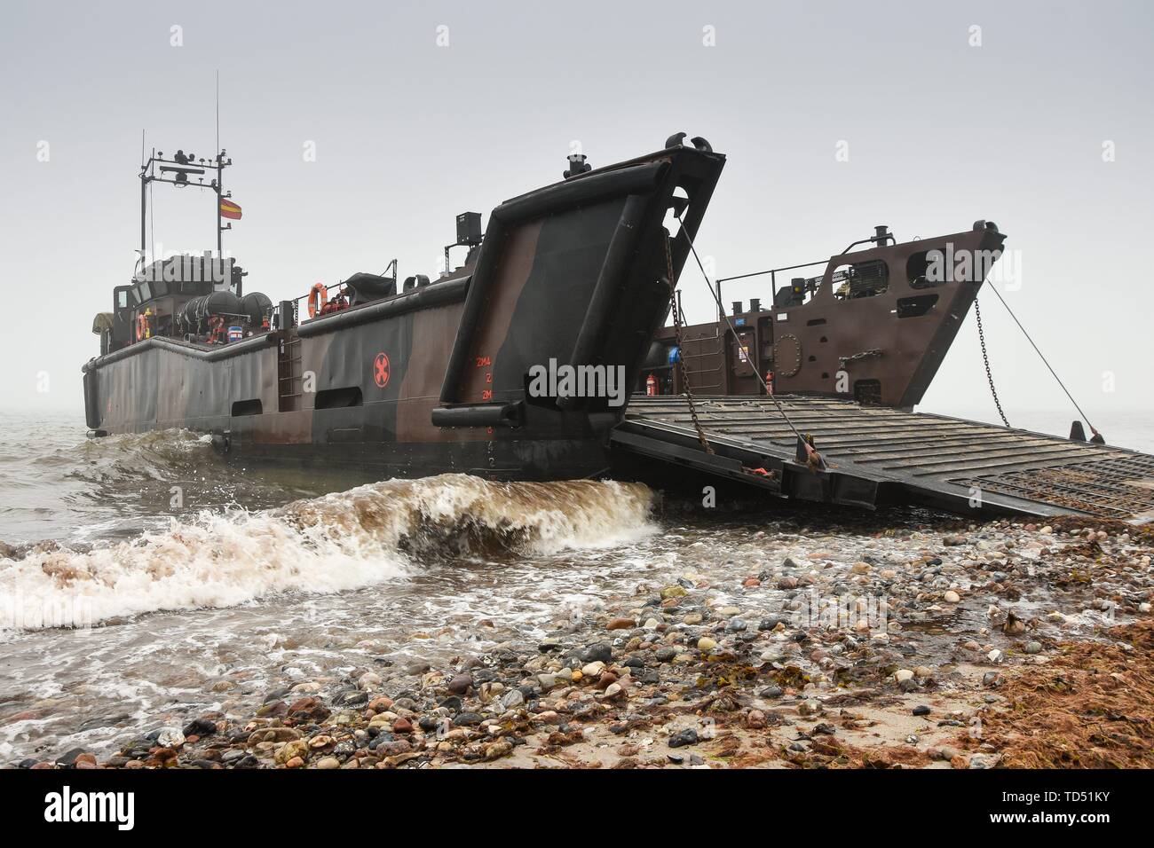 Royal navy lcu landing craft hi-res stock photography and images - Alamy