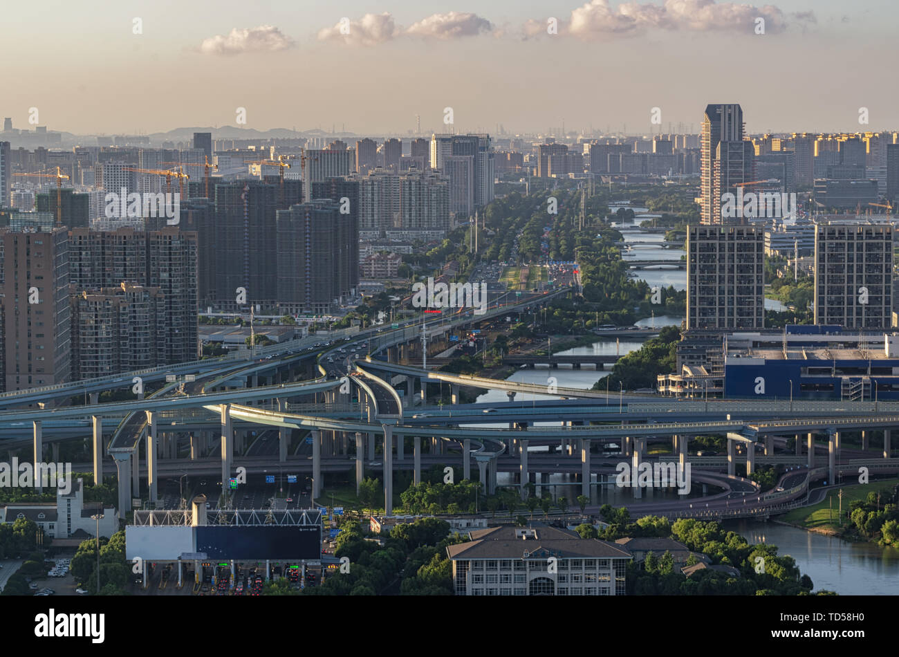 Traffic buildings and commercial high transportation system hi-res ...