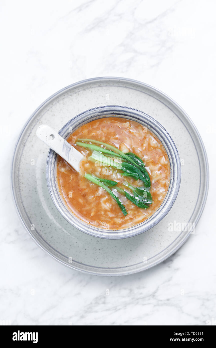 Traditional Chinese snack tomato lumpy soup Stock Photo - Alamy