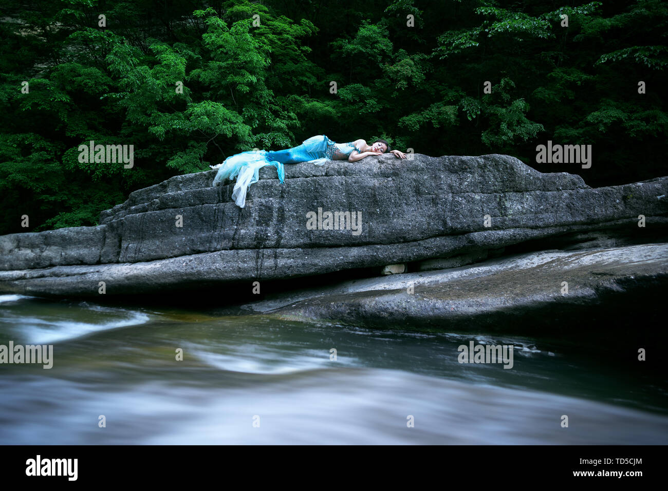 Summer mermaids hi-res stock photography and images - Alamy