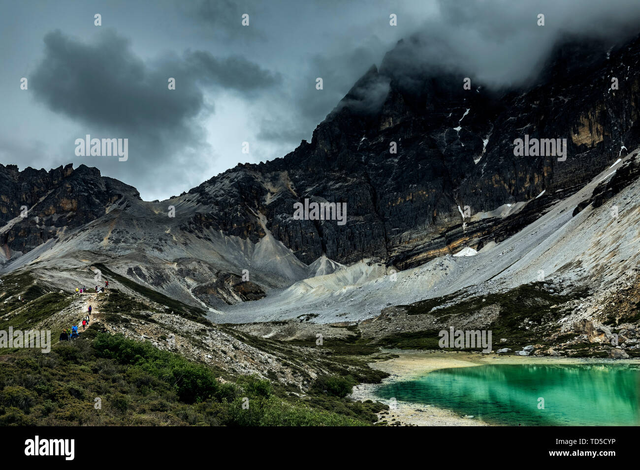 Five-color sea scenery 4 (look at the five-color sea from different ...