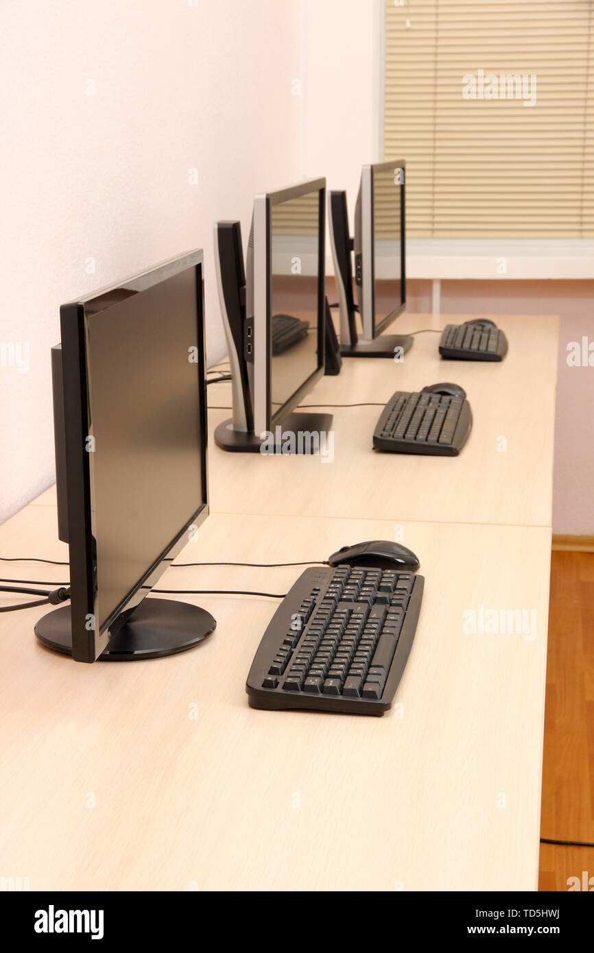 Library interior hi hi-res stock photography and images - Alamy