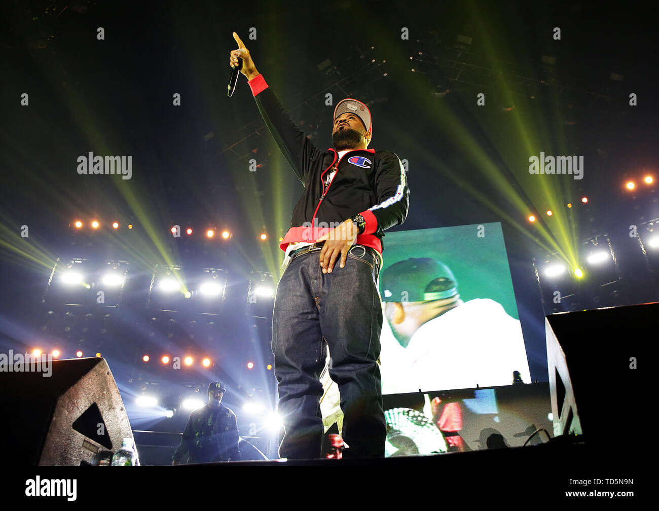 U god wu tang clan hi-res stock photography and images - Alamy