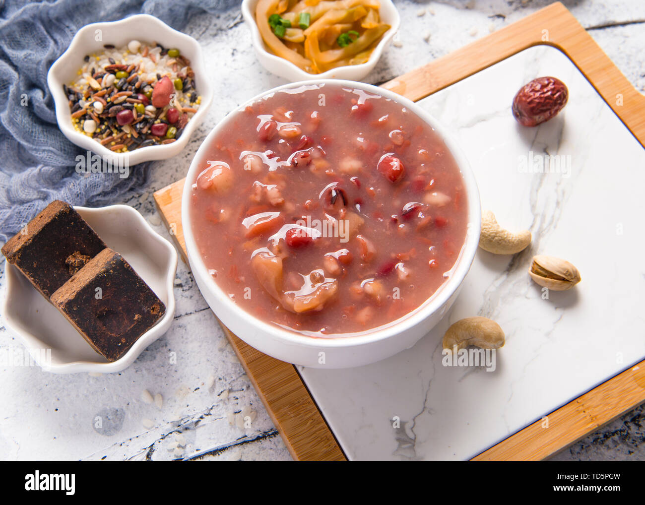 Silver ear lotus seed eight treasure porridge Stock Photo - Alamy
