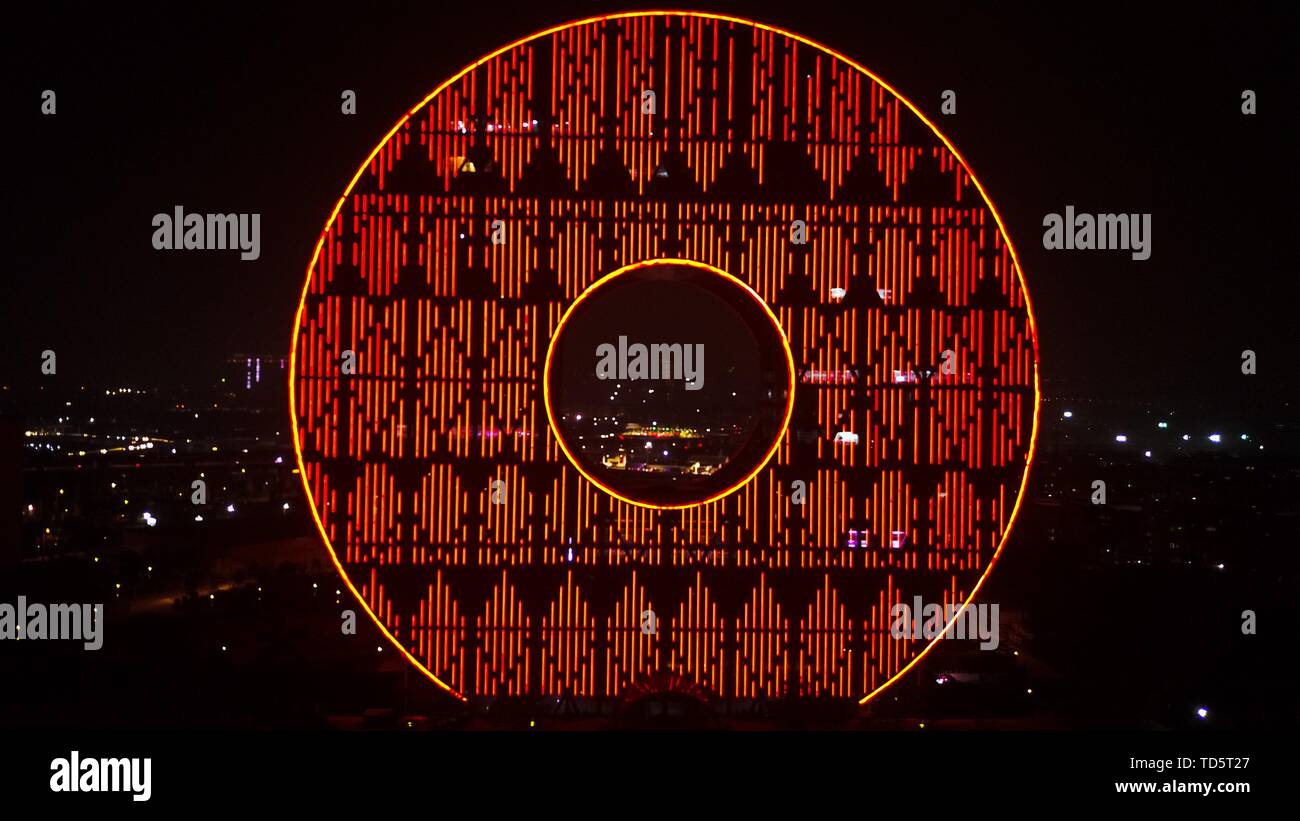 Guangzhou round hi-res stock photography and images - Alamy