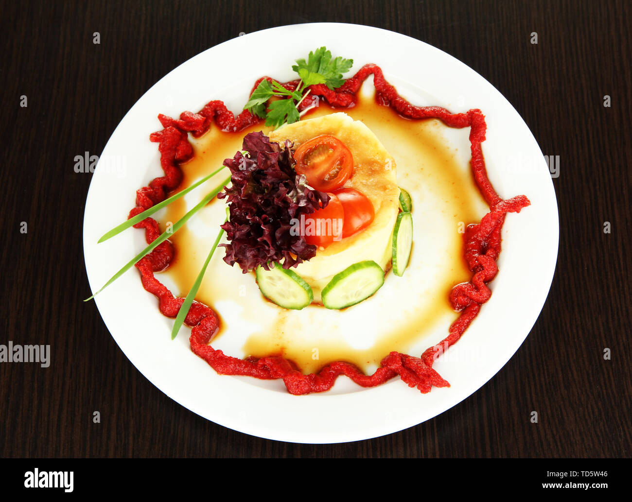Big plate tiny portion hi-res stock photography and images - Alamy